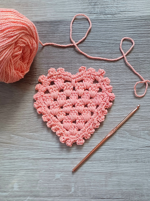 Ravelry: Picot Heart Coaster pattern by Rebecca A Lang