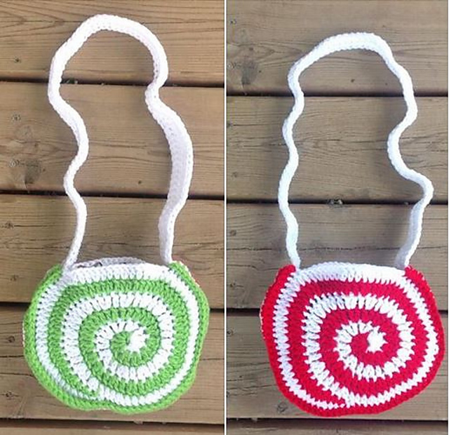 Ravelry: Swirly Purse and Backpack pattern by Heidi Yates