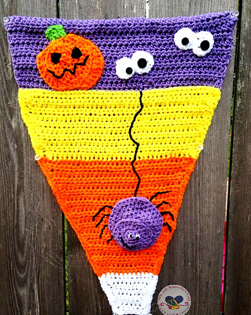Ravelry: Pennant Garden Flag pattern by Heidi Yates
