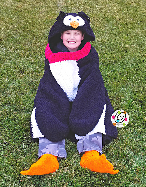 Ravelry: Penguin Snuggie Wrap pattern by Heidi Yates