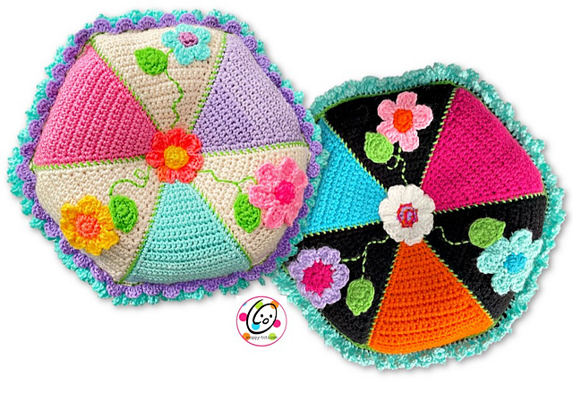Ravelry: Blooming Pillows pattern by Heidi Yates