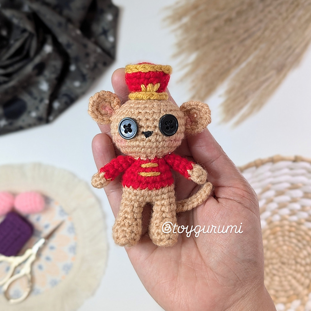 Ravelry: Coraline Circus Mouse pattern by Ankita Palit
