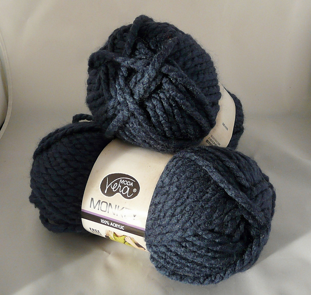 Ravelry: Moda Vera Monkey