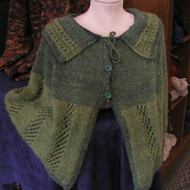 Ravelry: Capelet pattern by Patricia Oakley