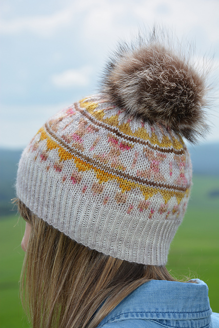 Ravelry: Tuque Mic Mac pattern by Tricot Design MCL