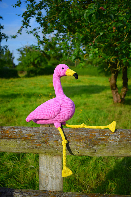 Ravelry: Fabio Flamingo pattern by Trish Roberts | trishlemoose