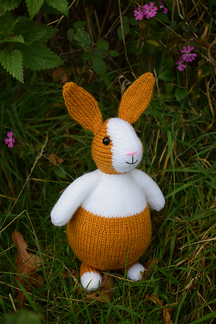 Ravelry: Cheryl the Dutch Rabbit pattern by Trish Roberts | trishlemoose