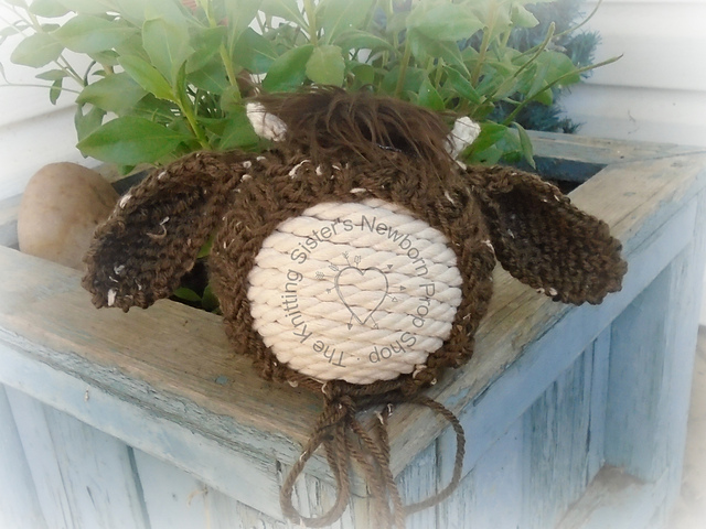 Ravelry: Newborn Prop Cow Bonnet pattern by Tjitske de Vries