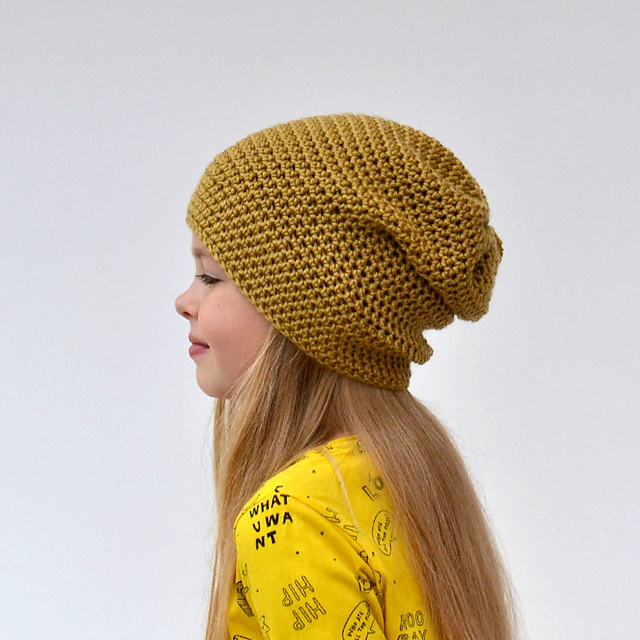 Ravelry: Basic Slouchy Hat pattern by Ivana Jackova