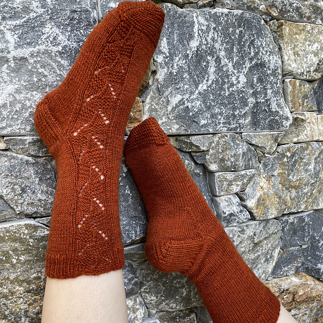 Ravelry: Gingernut Socks TJD15 pattern by Sharyn Armstrong