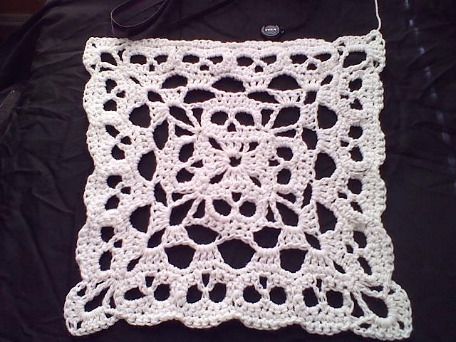 Ravelry: Creepy Granny Skull Infinity Square pattern by Spider Mambo