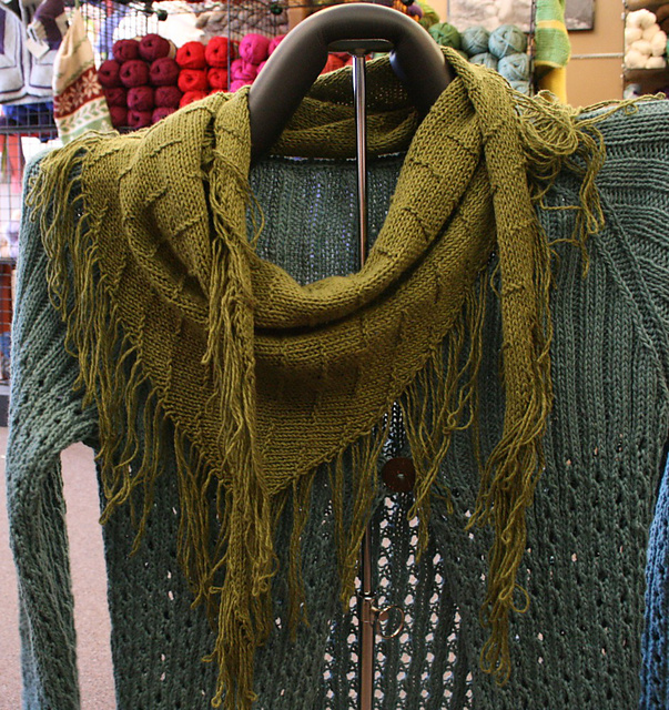 Ravelry: The Slink pattern by Shelly Stilger