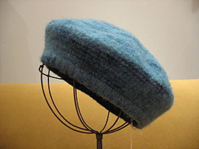 Ravelry: Simple Beret pattern by tycho garen