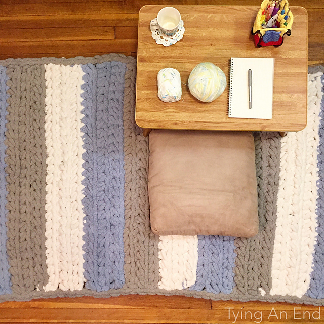 Ravelry: Cloud Fluffy Rug pattern by Tae Nomura