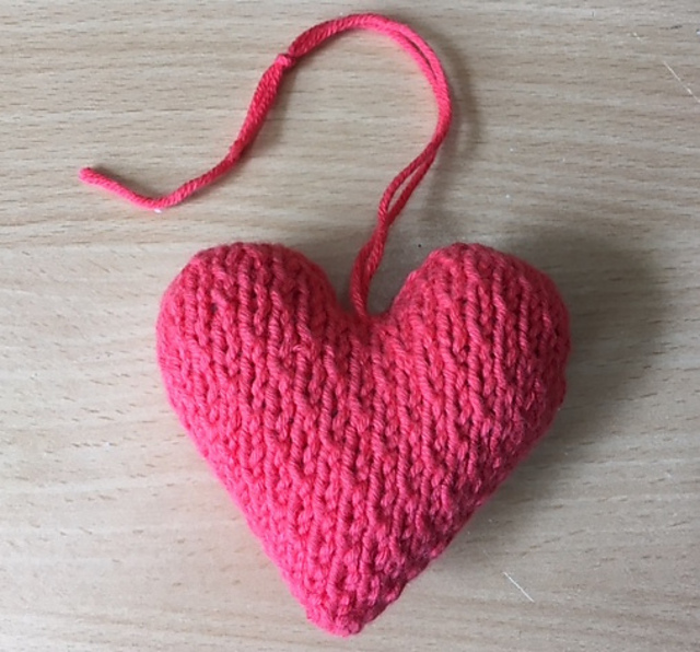Ravelry: Nearly No-Sew Subtle Textured Heart pattern by Mary Anne Walters