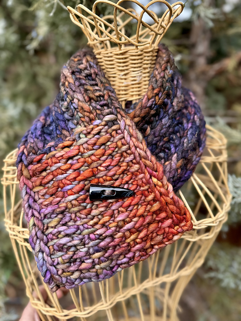 Ravelry: Vantage Point Cowl pattern by Sahnya Greenfield