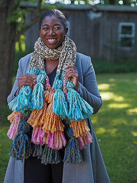 Ravelry: Textures and Tassels Scarf pattern by Vanessa Ewing