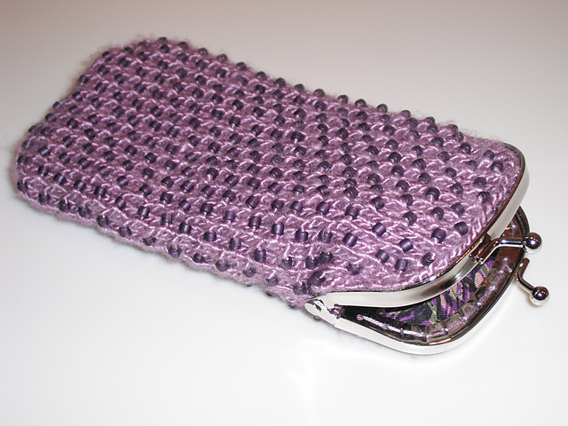 Ravelry: Beaded spectacle / glasses case pattern by Agrarian Artisan