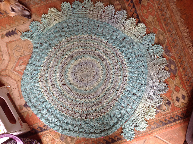 Ravelry: veebran's Peacock Pi Shawl