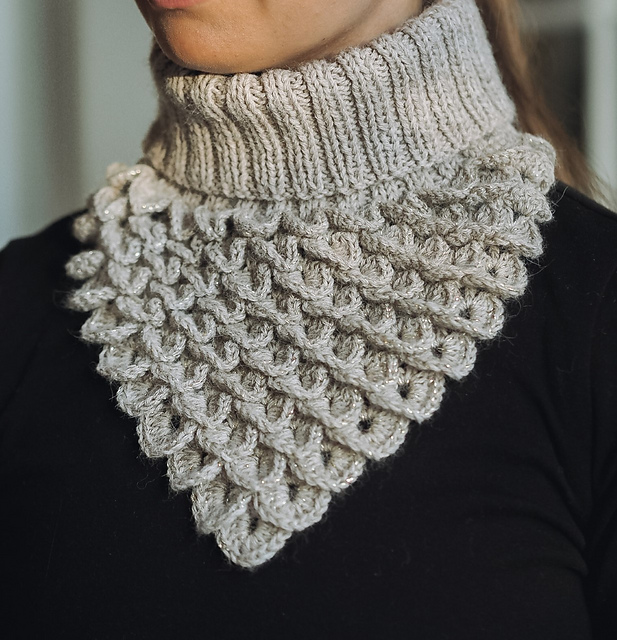 Ravelry: Kuura neck warmer pattern by Venla Kurkela