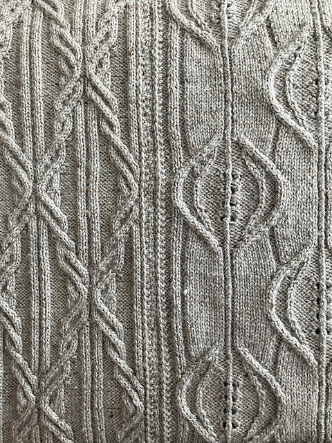 Ravelry: Diamonds and Bulbs pattern by Vera Loves Knitting