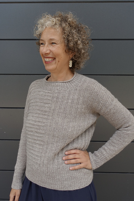 Ravelry: Long Paddock pattern by Vera Loves Knitting