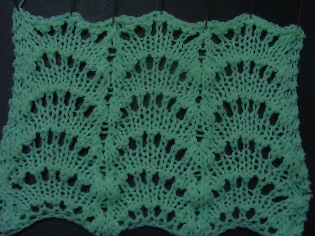 Ravelry: Fan Pattern pattern by Cornelia Mee