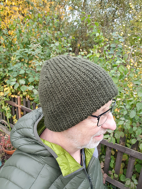 Ravelry: Warm Woolly Hat for Men pattern by Bettina Cross
