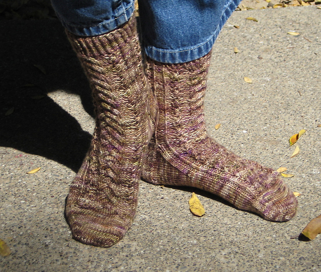 Ravelry: Plum Pudding Socks pattern by verybusymonkey