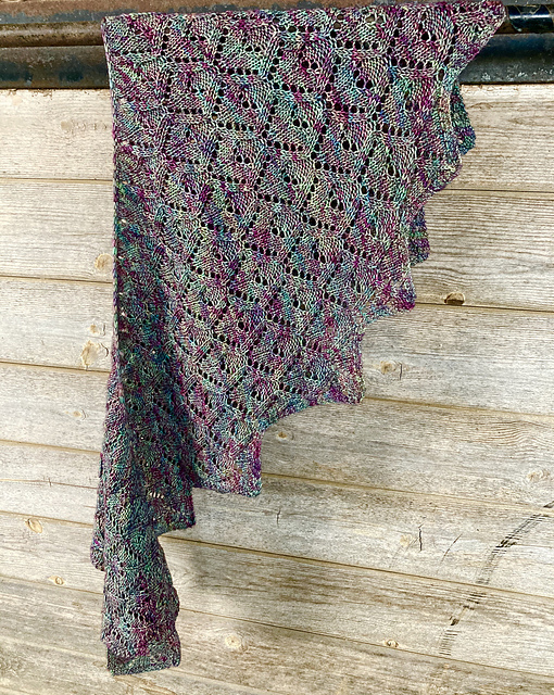 Ravelry: Moroccan Lantern Shawl pattern by verybusymonkey