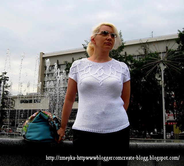 Ravelry: vikkyzm's Cabled Yoke Pullover