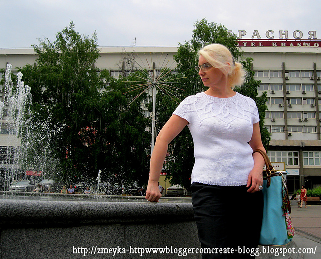 Ravelry: vikkyzm's Cabled Yoke Pullover