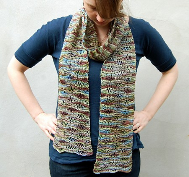 Ravelry: Willow Linen Scarf pattern by Loop Knits