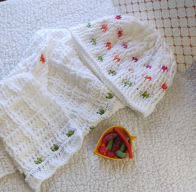 Ravelry: Sugar Cubes Hat pattern by Viva