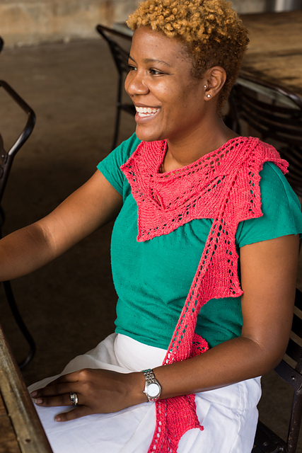 Ravelry: Fins pattern by Barbara Benson