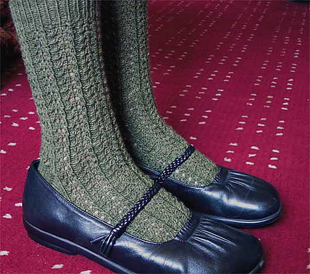 Ravelry: Stems pattern by Charlene Schurch