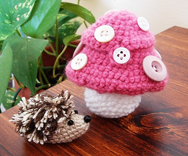 Ravelry: Sammy the Hedgehog pattern by Shirley Chen