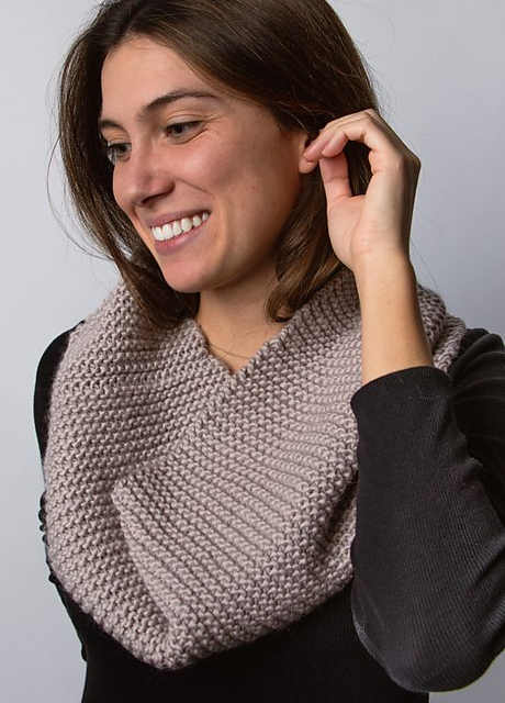 Ravelry: Acacia Snood pattern by we are knitters