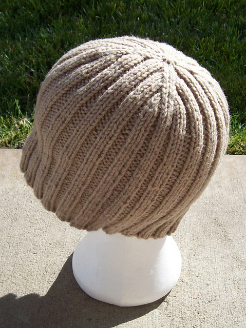 Ravelry: Ribbed Hat pattern by Tammy Burke
