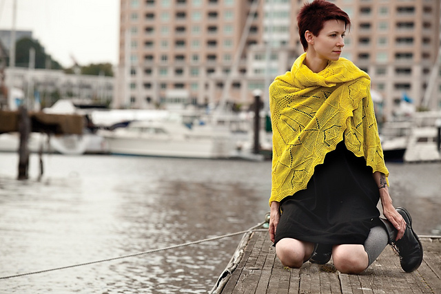 Ravelry: The Doubloon pattern by Ann Weaver