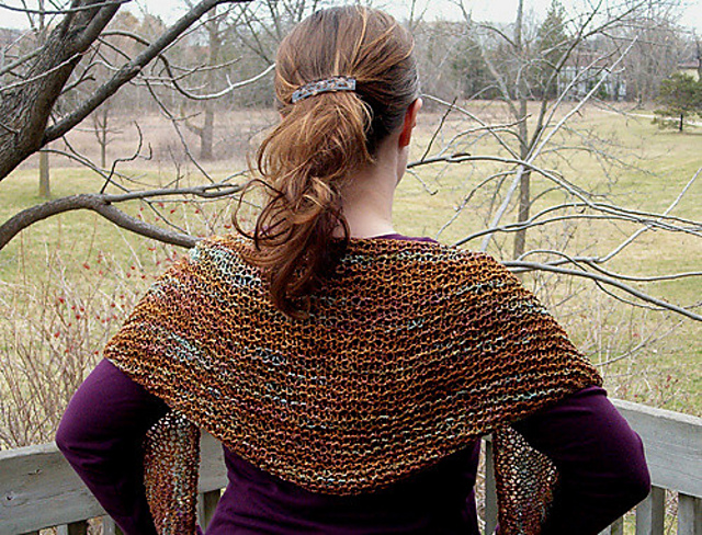 Ravelry: Shoulder Wrap pattern by Handmaiden