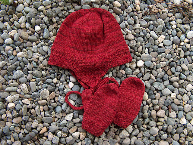 Ravelry: DK Weight Knit Earflap Hat & Mittens pattern by Cathy Pipinich