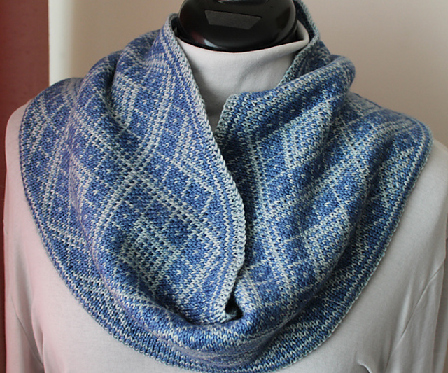 Ravelry: Nordic Cowl pattern by Wendy D. Johnson
