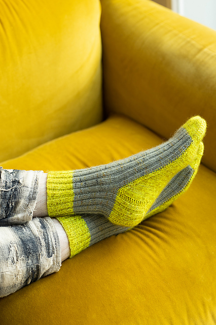 Ravelry: Mo Mod Socks pattern by Stephen West