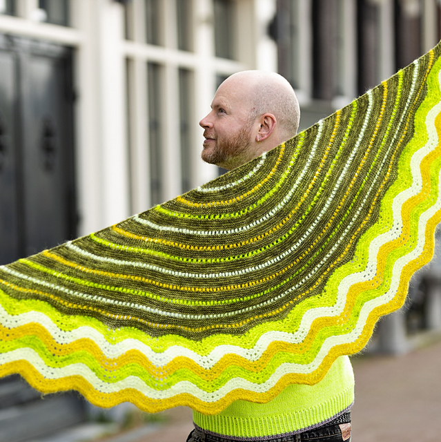Ravelry: Suri Shimmy Shawl pattern by Stephen West