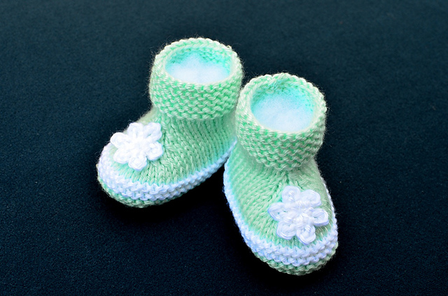 Ravelry: Two Colors Simple Baby Booties pattern by Christy Hills