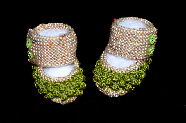 Ravelry: Sweet Berry Baby Booties pattern by Christy Hills