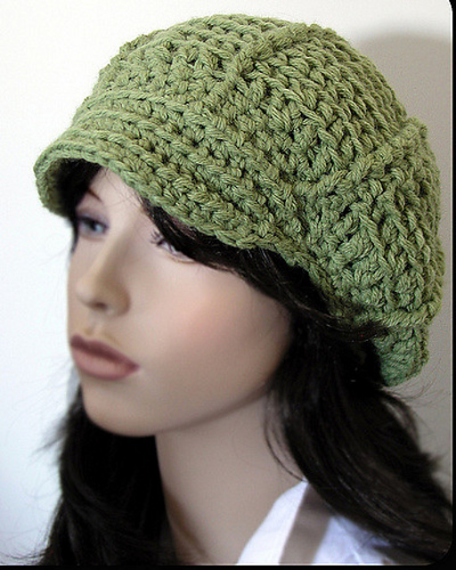 Ravelry: The Ava Hat 2 in 1 Beret or Applejack pattern by Christine