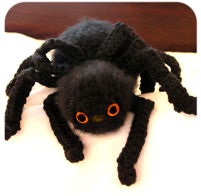 Ravelry: Big Fuzzy Spider pattern by Christine Gregory