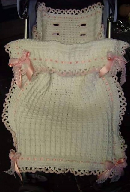 Ravelry: Crochet baby footmuff pattern by Leanne Tonks